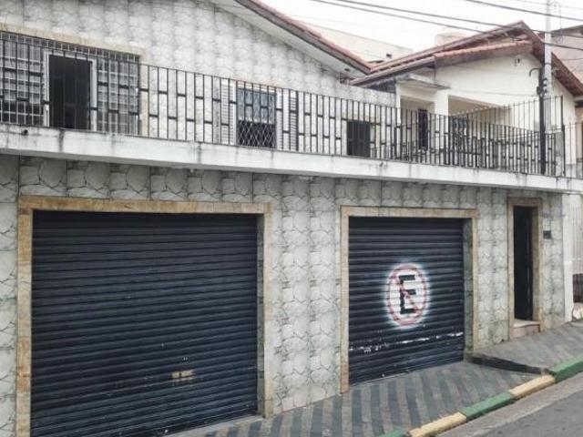 Casa tipo para venda com 3 quartos, 131m²
