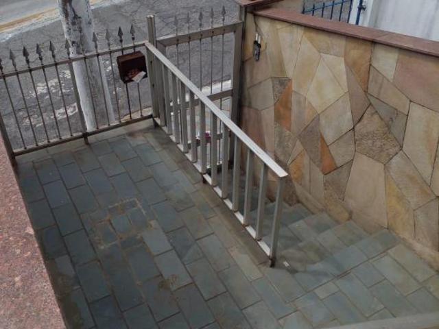Casa tipo para venda com 3 quartos, 212m²