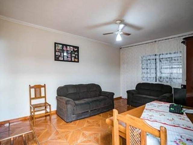 Casa tipo para venda com 2 quartos, 156m²
