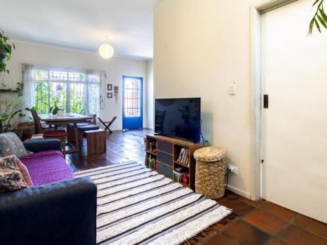 Casa tipo para venda com 2 quartos, 135m²