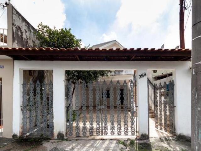 Casa tipo para venda com 2 quartos, 207m²
