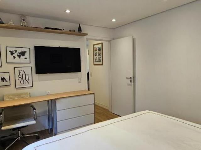 Casa tipo para venda com 7 quartos, 360m²