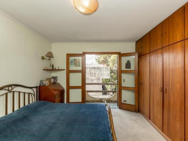 Casa tipo para venda com 4 quartos, sendo 1 suíte, 529m²