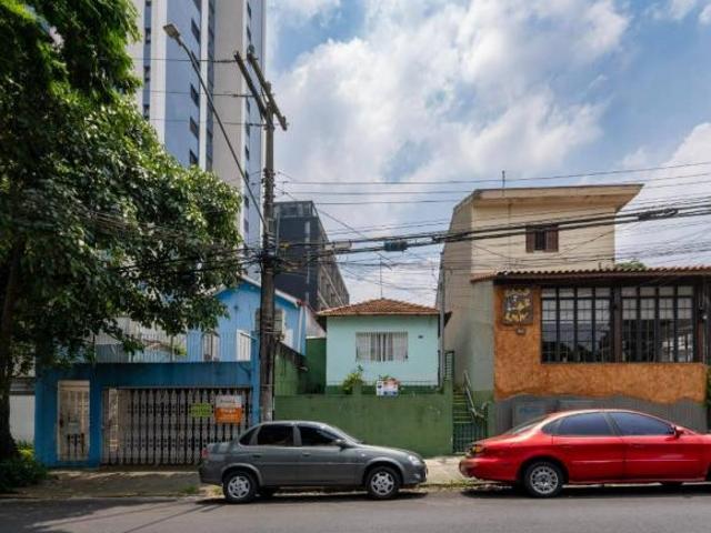 Casa tipo para venda com 4 quartos, sendo 3 suítes, 60m²