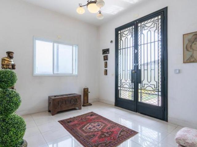 Casa tipo para venda com 4 quartos, 613m²