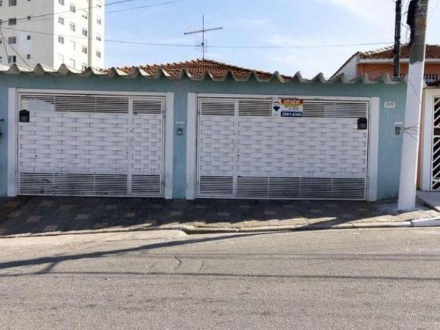 Casa tipo para venda com 5 quartos, 215m²