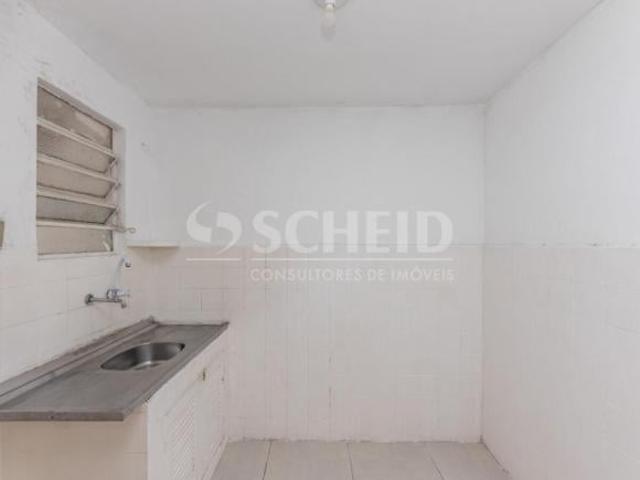 Casa tipo para venda com 6 quartos, 298m²