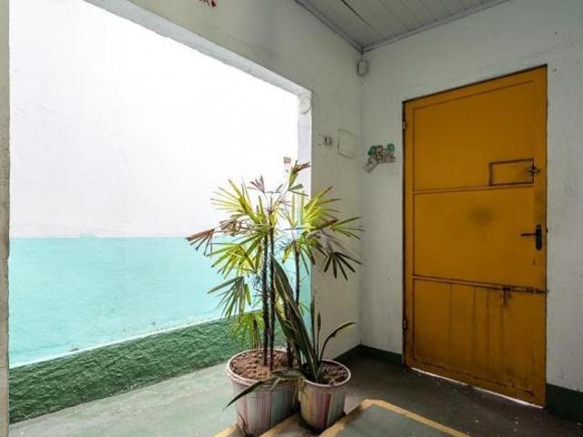 Casa tipo para venda e locação com 5 quartos, 378m²