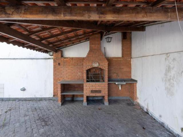 Casa tipo para venda e locação em Vila Tramontano com 4 quartos, sendo 2 suítes, 375m²