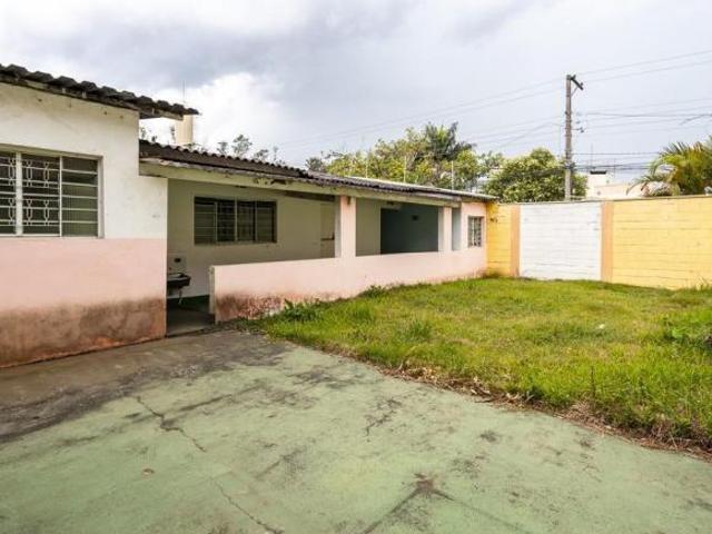 Casa tipo para venda e locação em Jardim D&apos Abril com 5 quartos, sendo 4 suítes, 378m²