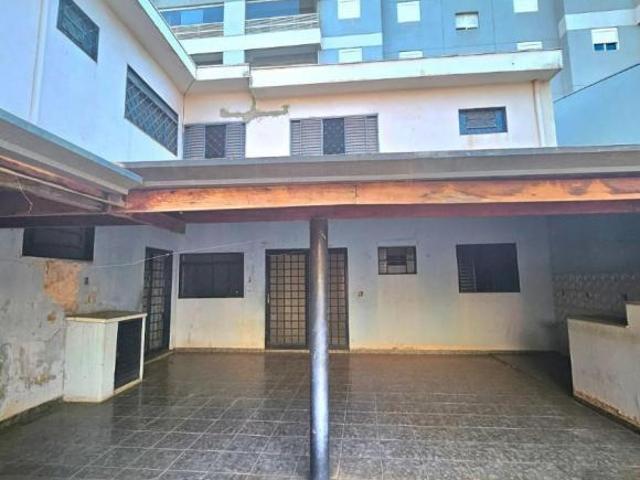 Casa tipo para venda em Vila Monte Alegre com 6 quartos, sendo 1 suíte, 326m²