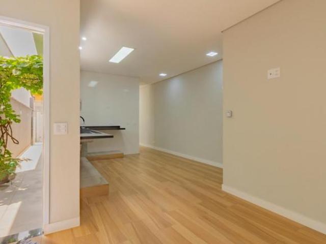 Casa tipo para venda em Vila Anglo Brasileira com 2 quartos, sendo 1 suíte, 94m²