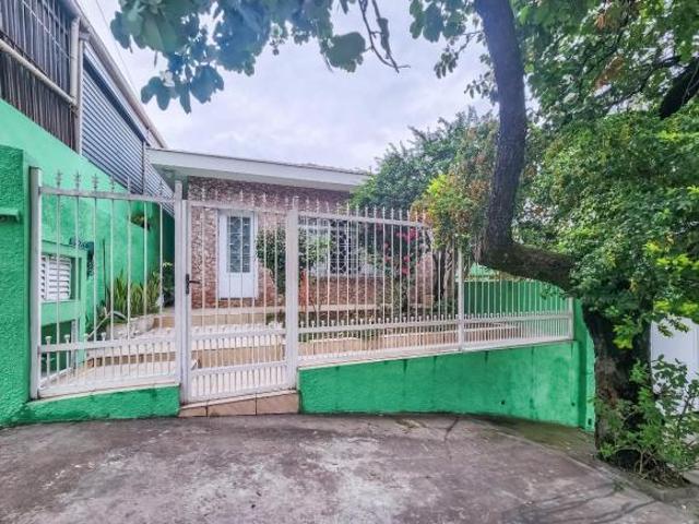 Casa tipo para venda em Vila dos Remédios com 3 quartos, 208m²