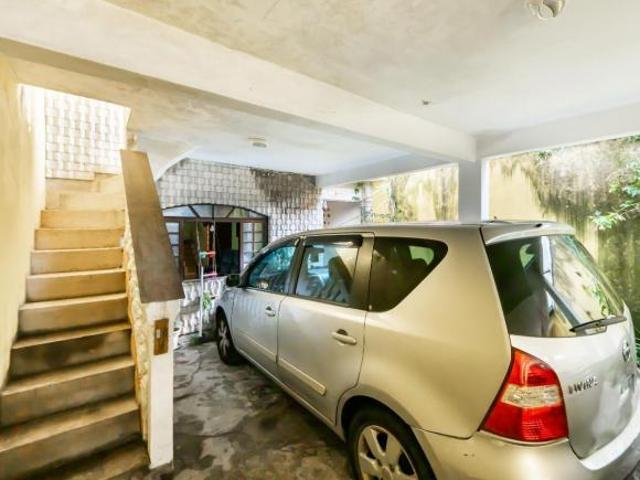 Casa tipo para venda em Vila Fanton com 2 quartos, sendo 2 suítes, 302m²