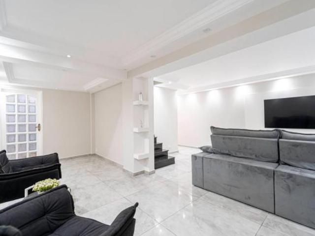Casa tipo para venda em Vila Santa Catarina com 3 quartos, sendo 2 suítes, 143m²