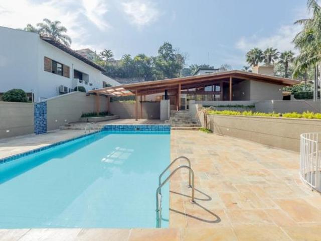 Casa tipo para venda em Vila Tramontano com 4 quartos, sendo 4 suítes, 800m²