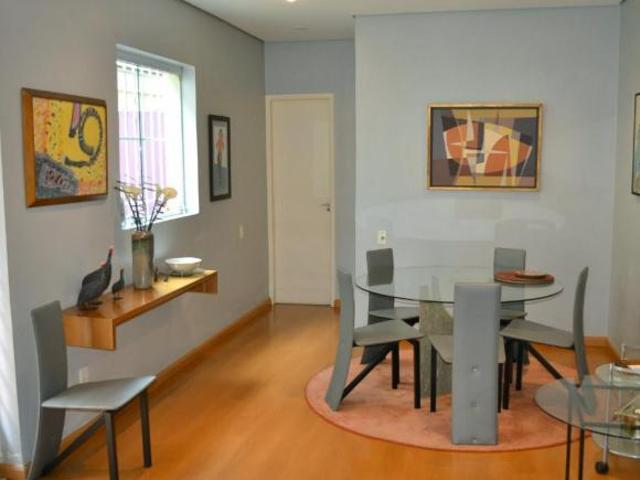 Casa tipo para venda em Aclimação com 4 quartos, sendo 1 suíte, 180m²