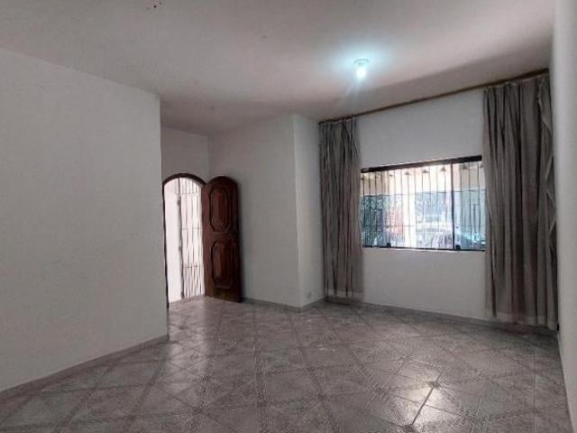 Casa tipo para venda em Alto Da Lapa com 5 quartos, sendo 1 suíte, 177m²