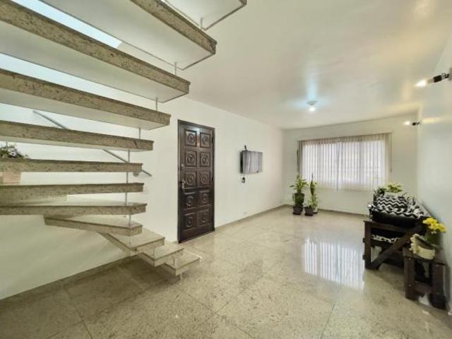 Casa tipo para venda em Americanópolis com 3 quartos, sendo 1 suíte, 113m²