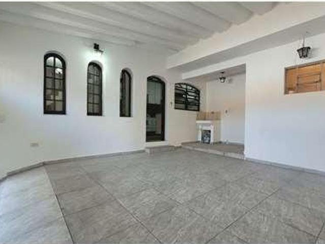 Casa tipo para venda em Anchieta com 3 quartos, 216m²
