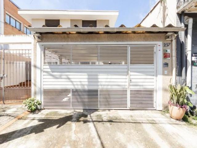 Casa tipo para venda em Campo Belo com 3 quartos, sendo 1 suíte, 157m²