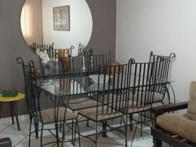 Casa tipo para venda em Independência com 4 quartos, sendo 2 suítes, 159m²