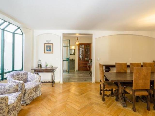Casa tipo para venda em Jardim das Bandeiras com 3 quartos, sendo 1 suíte, 288m²