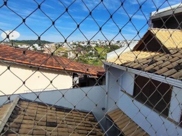 Casa tipo para venda em Jardim Europa com 4 quartos, sendo 1 suíte, 220m²