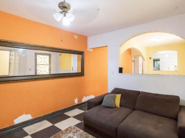 Casa tipo para venda em Jardim Mutinga com 5 quartos, 262.5m²