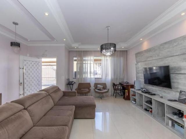 Casa tipo para venda em Jardim Primavera Zona Norte com 3 quartos, sendo 3 suítes, 400m²