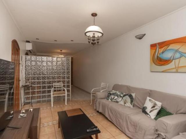Casa tipo para venda em Jardim Textil com 5 quartos, sendo 2 suítes, 300m²