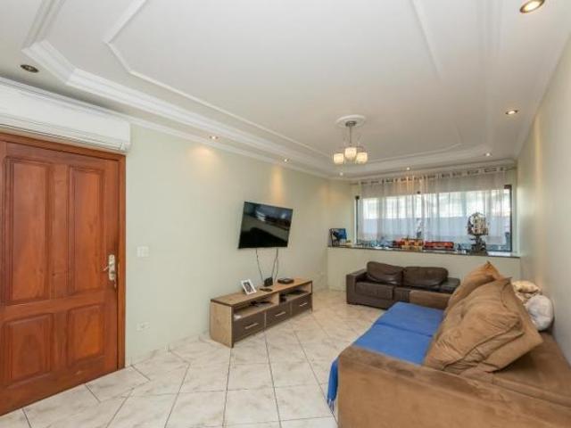 Casa tipo para venda em Parque São Domingos com 3 quartos, sendo 3 suítes, 216m²