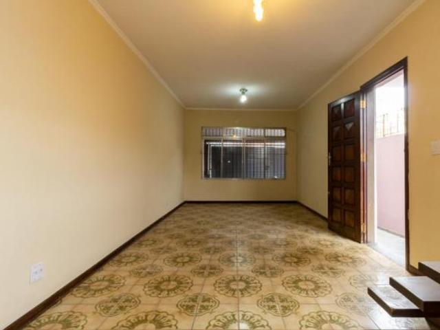 Casa tipo para venda em Parque São Domingos com 3 quartos, sendo 3 suítes, 257m²