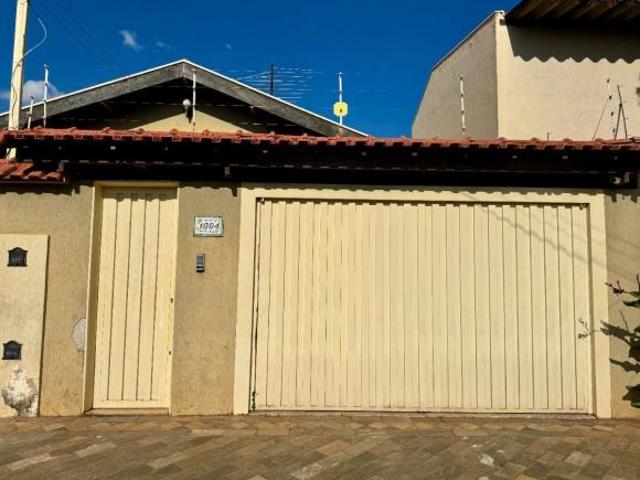Casa tipo para venda em Parque Residencial Lagoinha com 4 quartos, sendo 2 suítes, 220m²