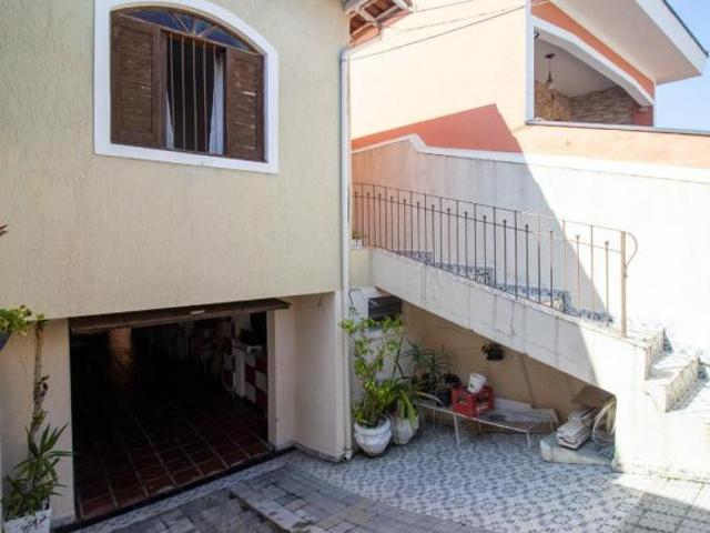 Casa tipo para venda em Pedra Branca com 3 quartos, 200m²