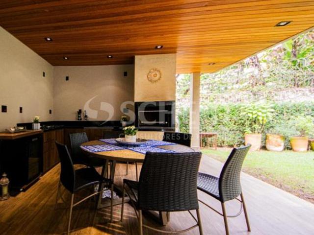 Casa tipo para venda em Pinheiros com 4 quartos, sendo 1 suíte, 289m²