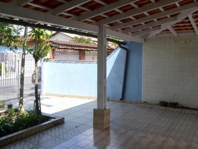Casa tipo para venda em Solemar com 3 quartos, sendo 2 suítes, 242m²