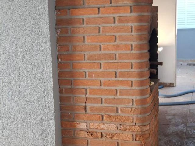 Casa toda reformada com piscina e churrasqueira