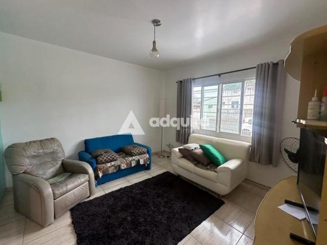 Casa toda térrea à venda em Uvaranas