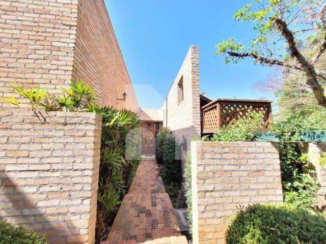 Casa Toscana com 5 suítes no Condomínio Terras de São Jose em Itú