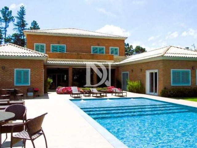 Casa Toscana de Alto Padrão à Venda no Condomínio Fazenda Vila Real de Itu | 1.015 m², 7 Suítes e Pr