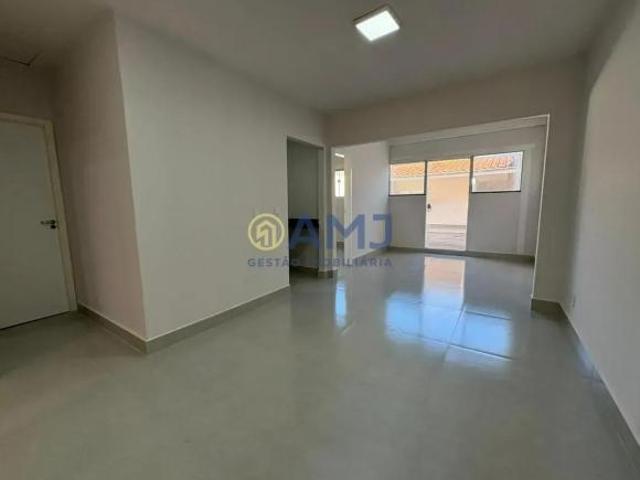 Casa Totalmente Reformada no Setor Orientville!