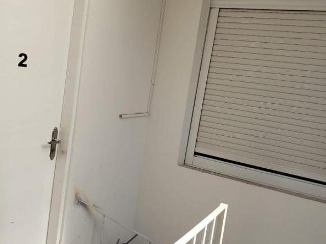 Casa transformada em 6 kitnets ao lado da USP