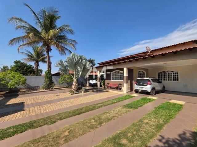 Casa Tradicional à venda, 4 quartos, sendo 1 suíte Condomínio Rua 10 Setor Habitacional Vicente