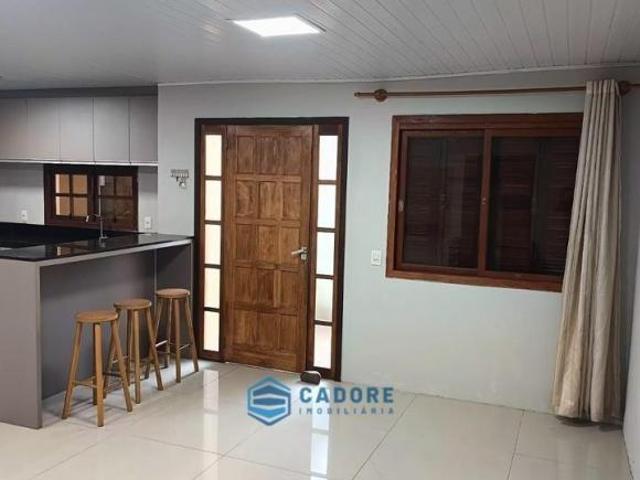 CASA TRÊS DORMITÓRIOS NO SANTO ANTÔNIO