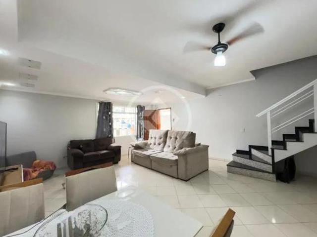 Casa Triplex 3 quartos Vila Cascatinha São Vicente