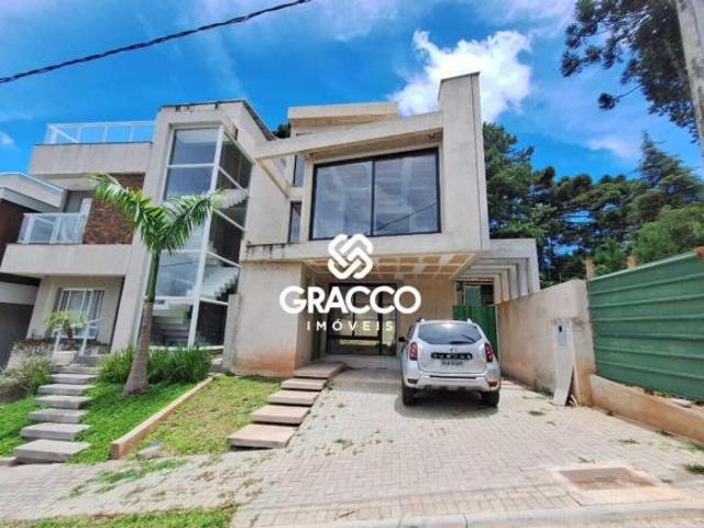 Casa Triplex com Móveis Planejados em Condomínio com Lazer no Santa Candida Curitiba PR
