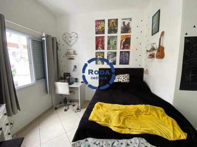 Casa triplex com 3 dormitórios, churrasqueira e solarium no Campo Grande
