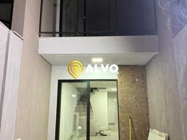 Casa TRIPLEX à venda em Betim MG Bairro Jardim Casa Branca, 146 m² de área construída, 90 m² de te