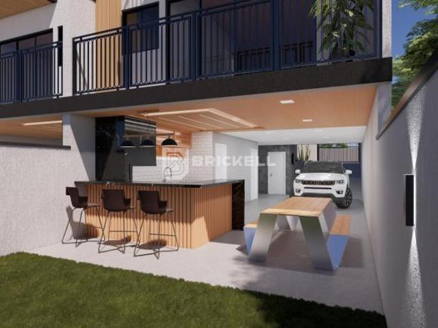 Casa Triplex à Venda no Mossunguê, Curitiba – 3 Suítes, 196m²